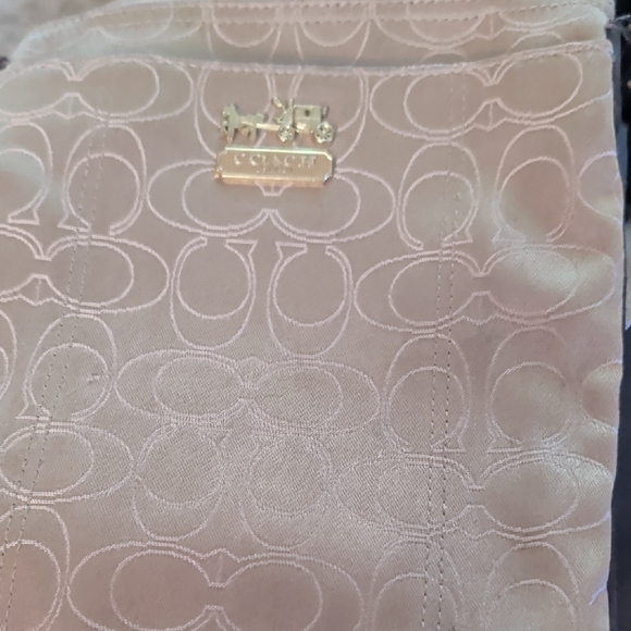 Coach | Bags | Coach Cream Signature Fabric | Poshmark